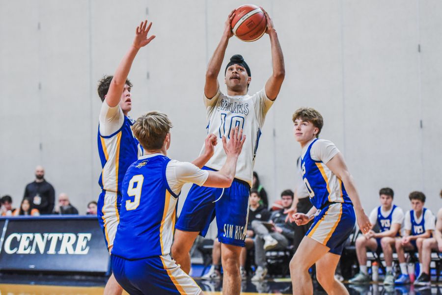 One Okanagan school makes boys basketball provincial finals as others ...
