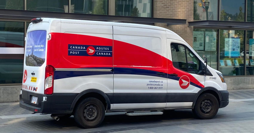 New contract offered to Canadian postal workers in an effort to avoid a ...