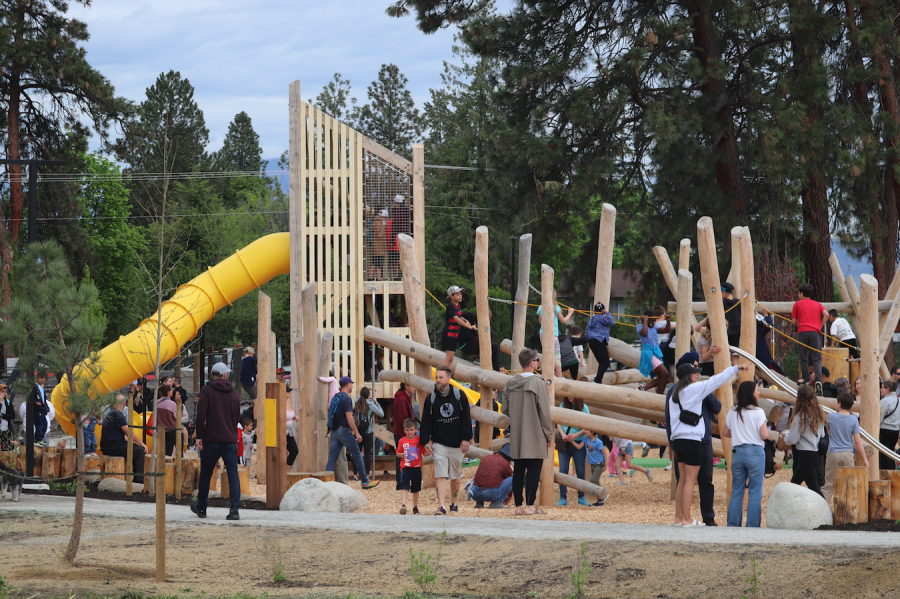 ‘From vision to reality’: Residents give DeHart Park a warm welcome
