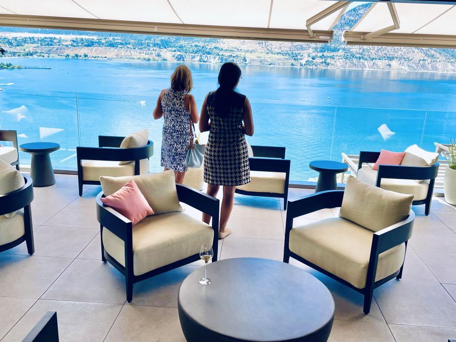 Wine column: Evolve Sparkling House opens on the Naramata Bench