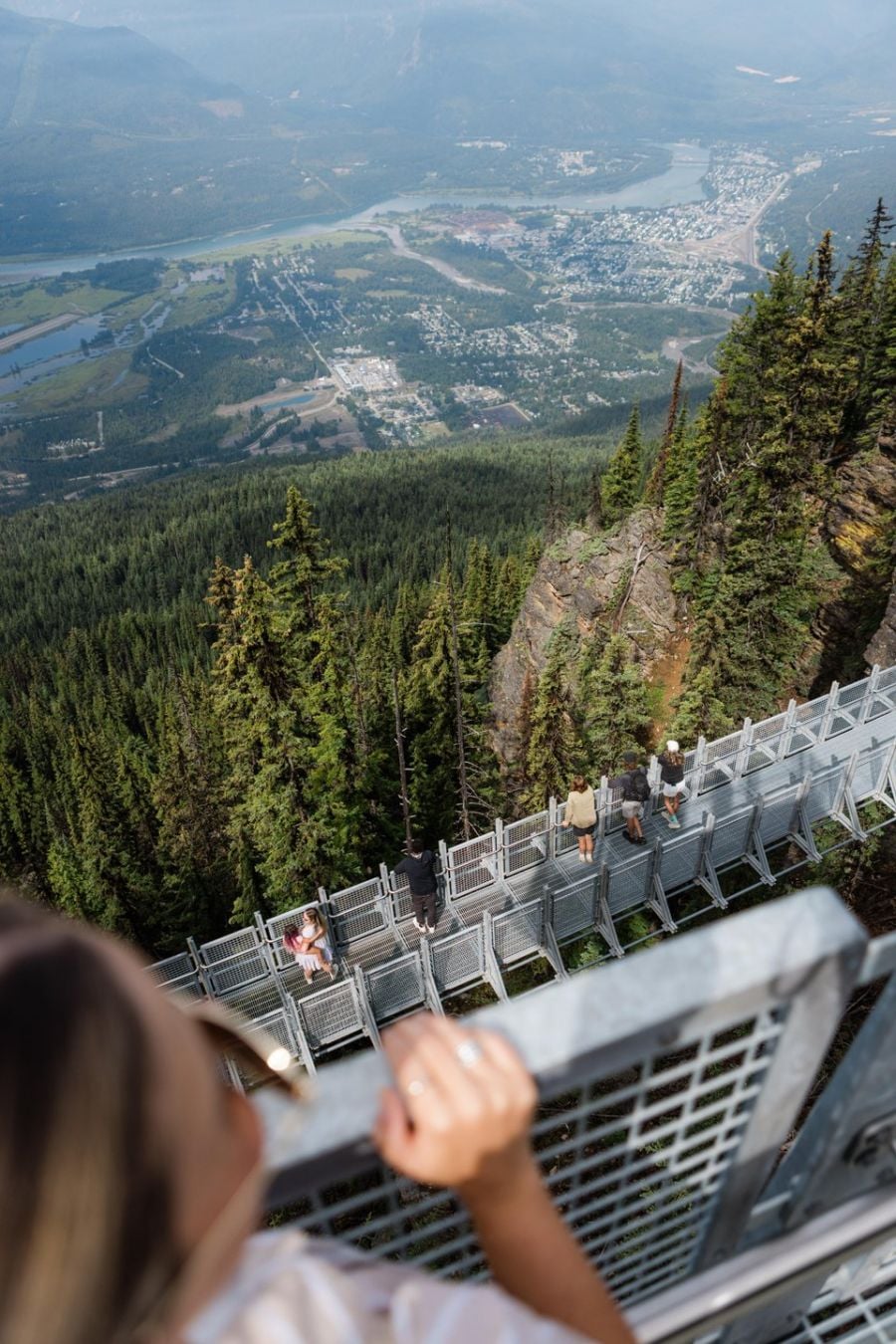 Sky-high suspension bridge and cantilevered viewing platforn ...