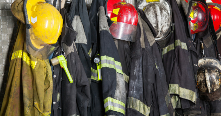 Suspicious fire destroys shed, damages modular home in Lake Country